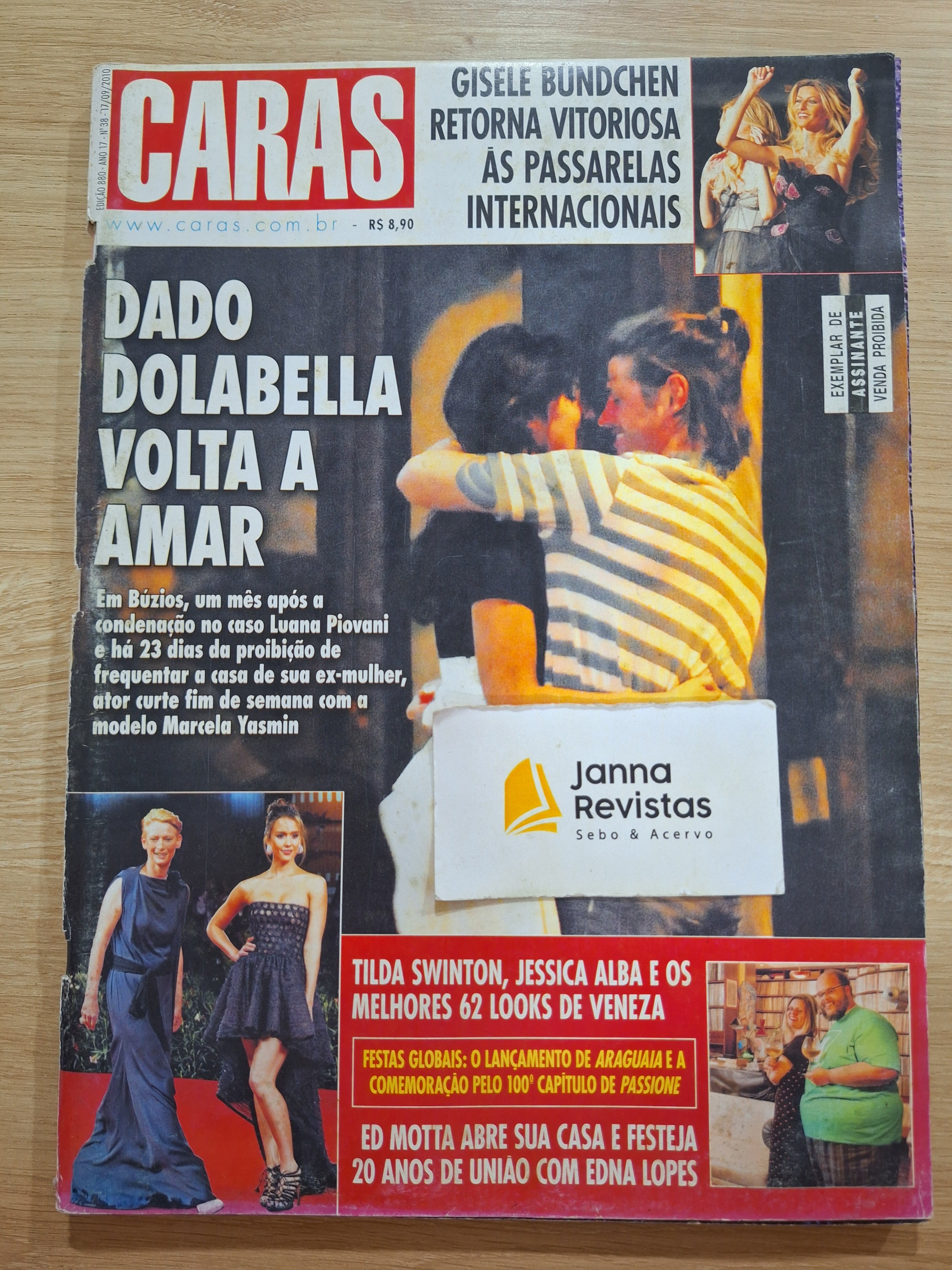 Revista Caras 880 (2010) – Janna Revistas e Discos